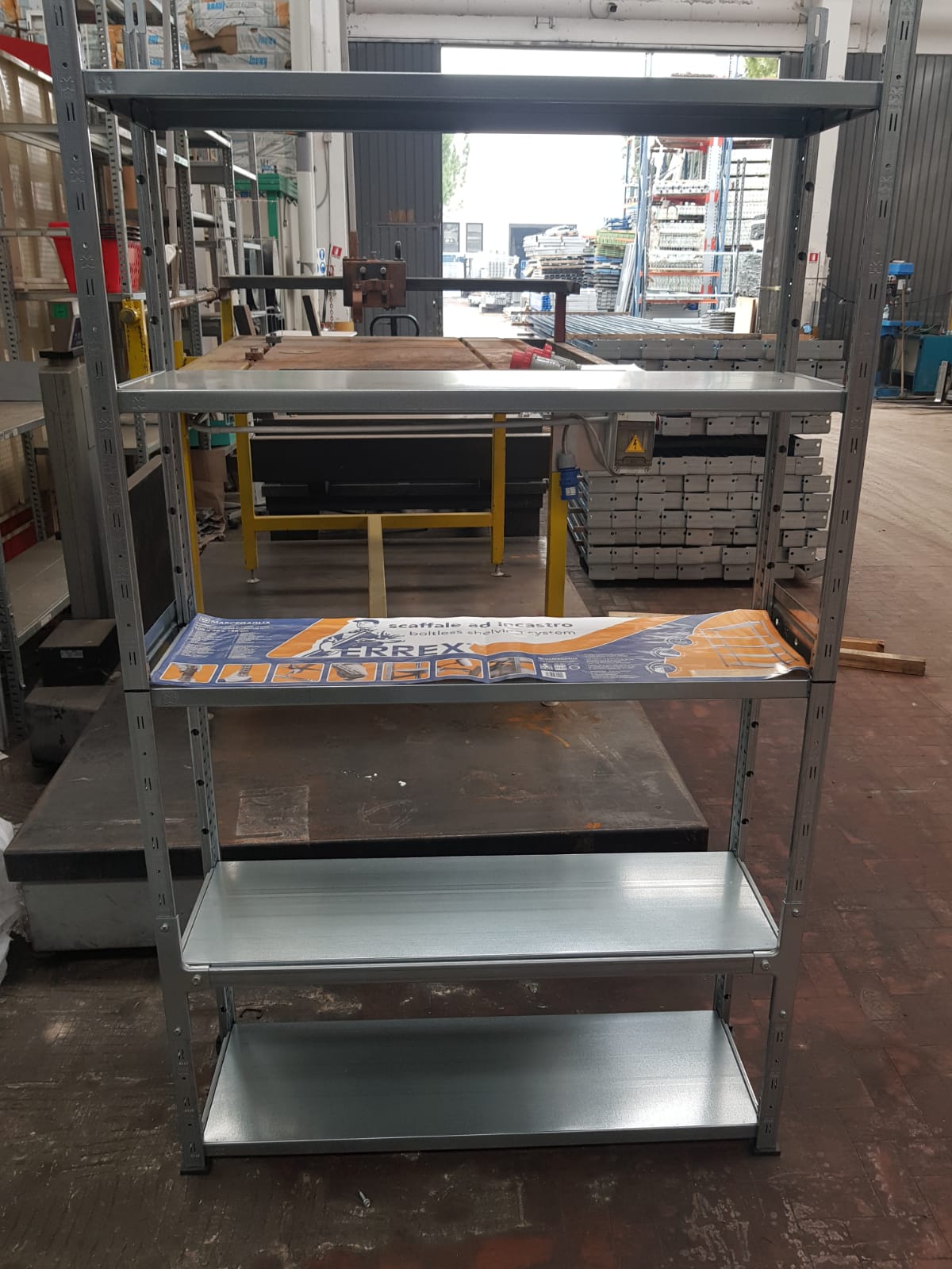 Scaffali leggeri ad incastro - SCAFFALI USATI BOLOGNA COMPRAVENDITA ...